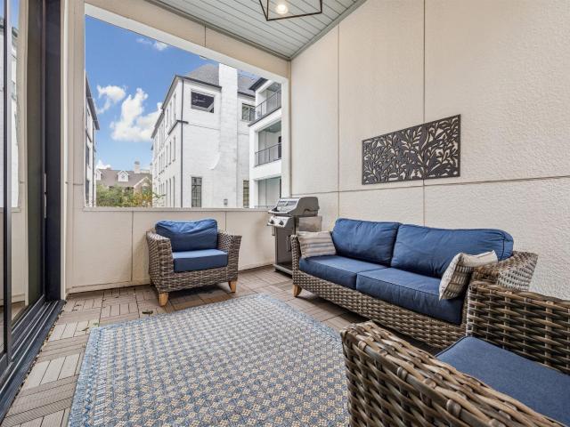 1270 Wood Hollow Dr, Houston, TX 77057 | MLS #71351