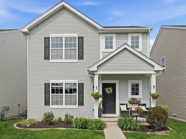 12713 Ellsworth Ln, Crown Point, IN 46307