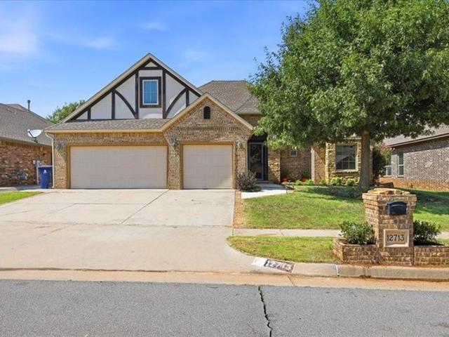 12713 NW 5th St, Yukon, OK 73099