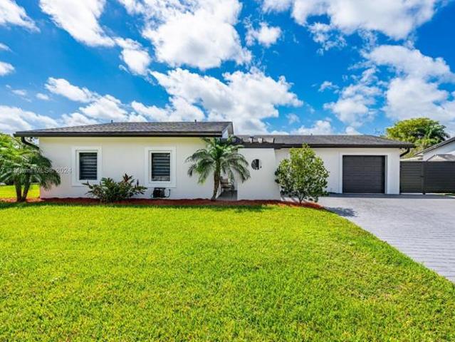 12710 SW 77th St, Miami, FL 33183