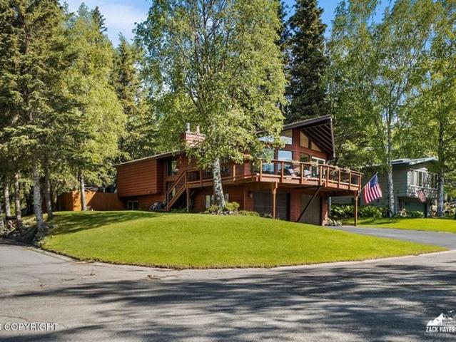 12711 Galleon Cir, Anchorage, AK 99515