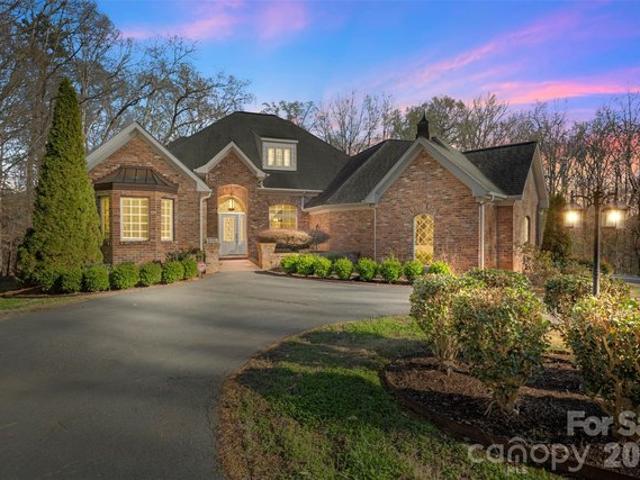 12711 Moores Chapel Rd, Charlotte, NC 28214