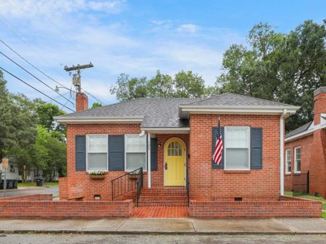 127/129 Center St, New Iberia, LA 70560