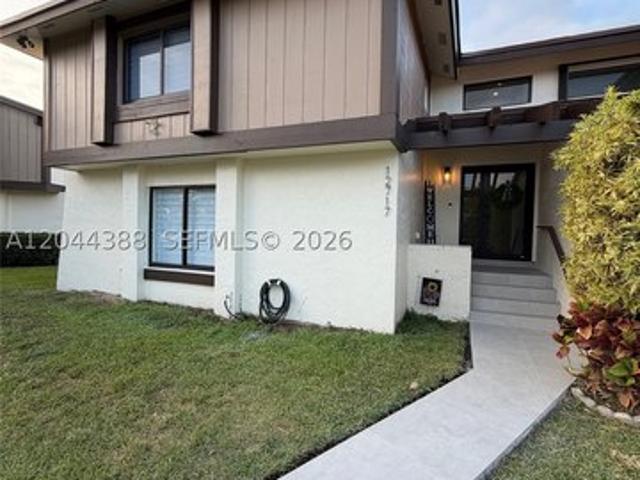 12717 SW 66th Ter, Miami, FL 33183