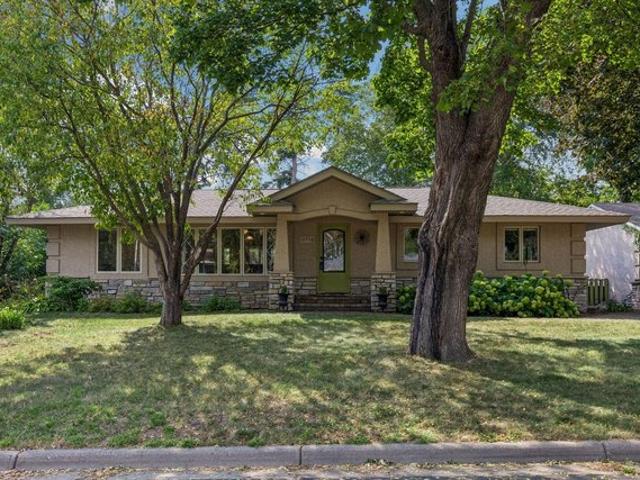 12718 Dupont Ave S, Burnsville, MN 55337