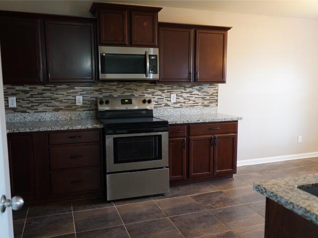 12718 Mystic Water Ln, Houston, TX 77044 | MLS #81438
