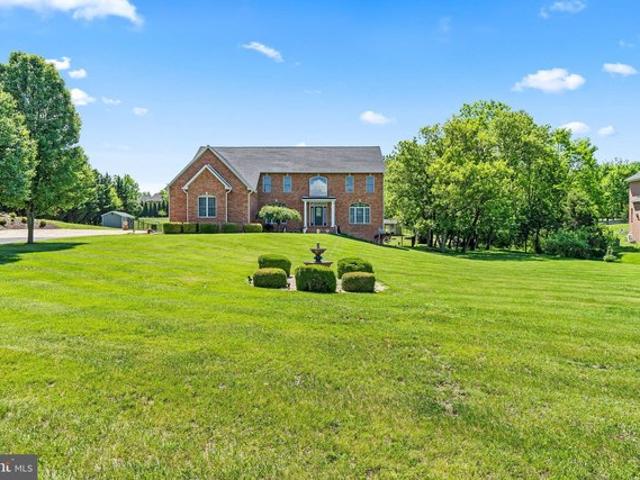 12719 Ailanthus Dr, Hagerstown, MD 21742