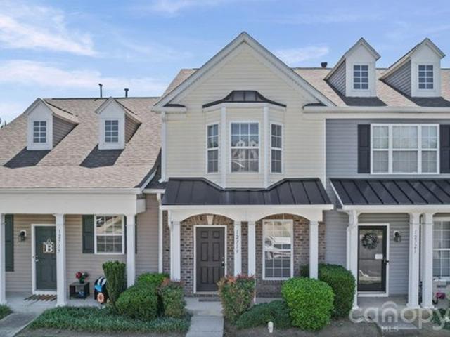 12719 Persimmon Tree Dr, Charlotte, NC 28273