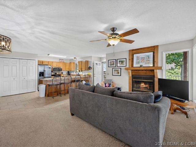 1271 Buckingham Drive 4