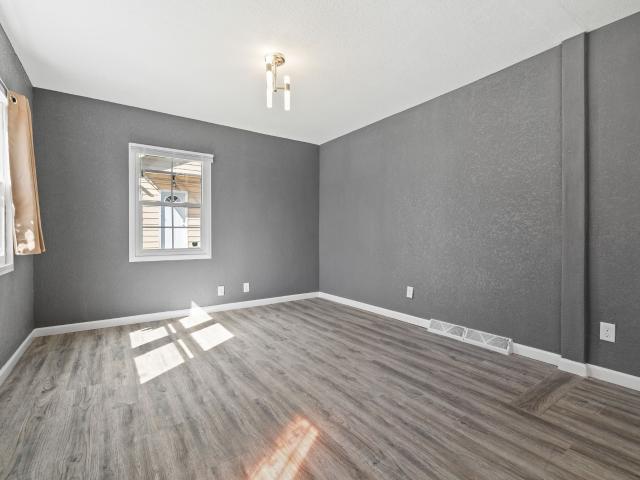 1271 E 36th Street