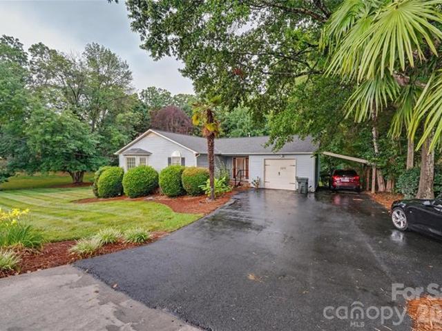 1271 India Hook Rd, Rock Hill, SC 29732