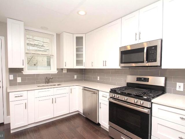 1271 S 24th St, Philadelphia, PA 19146 | MLS #PAPH2609 | Compass