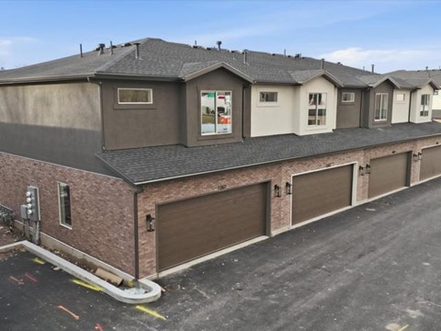 1271 S 985 E, Ogden, UT 84404