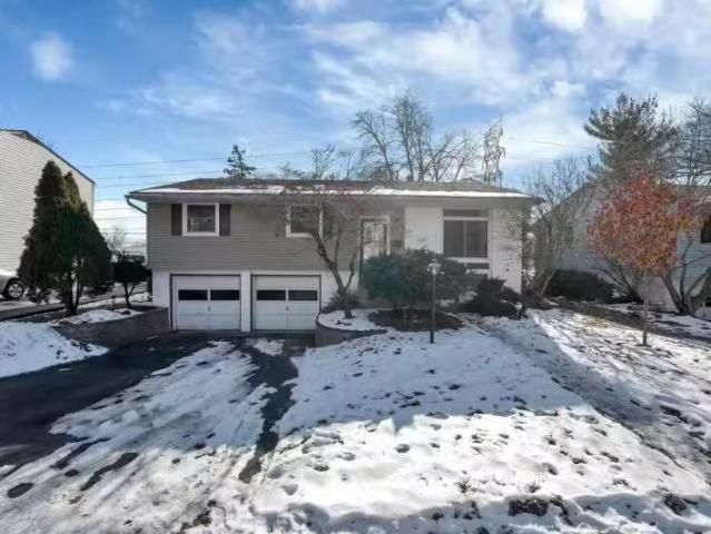 1271 Thurell Road, Columbus, OH 43229