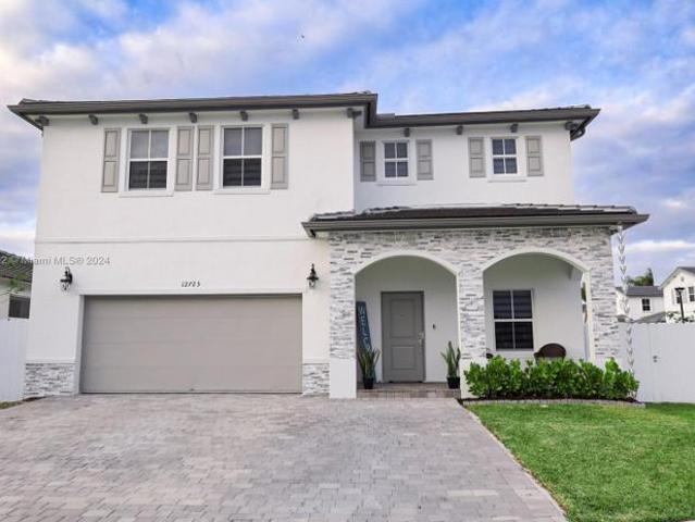12723 SW 213th St, Miami, FL 33177