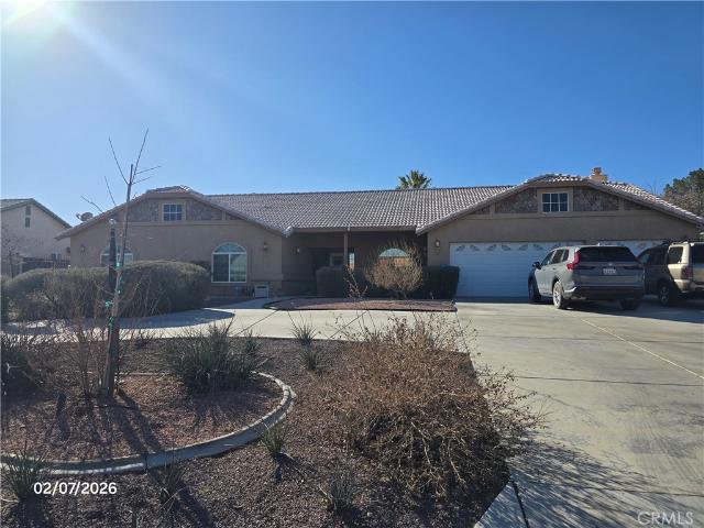 12720 Yorkshire Dr, Apple Valley, CA 92308 | MLS #CV26028 | Compass