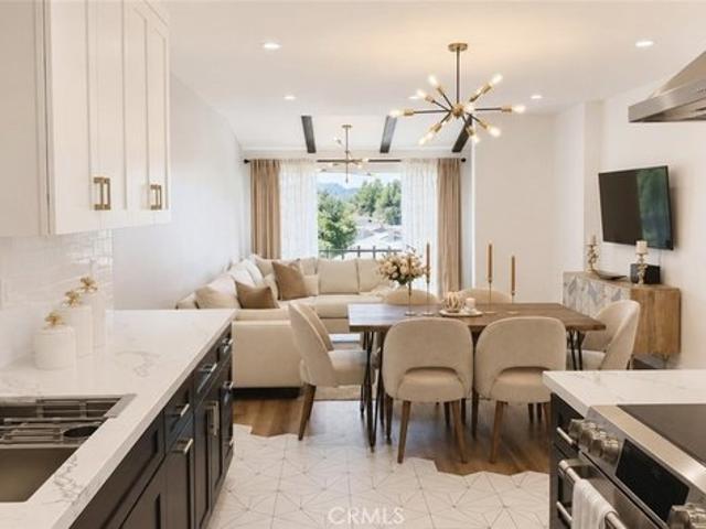 12720 Burbank Blvd Unit 305, Valley Village, CA 91607