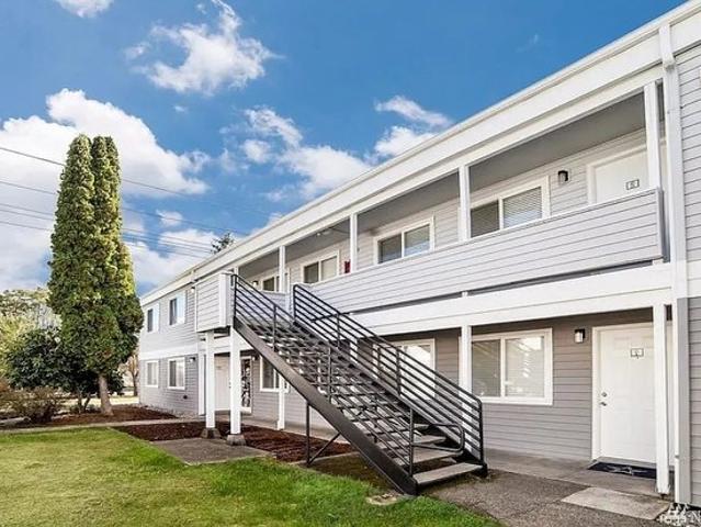 12720 C St S, Tacoma, WA 98444