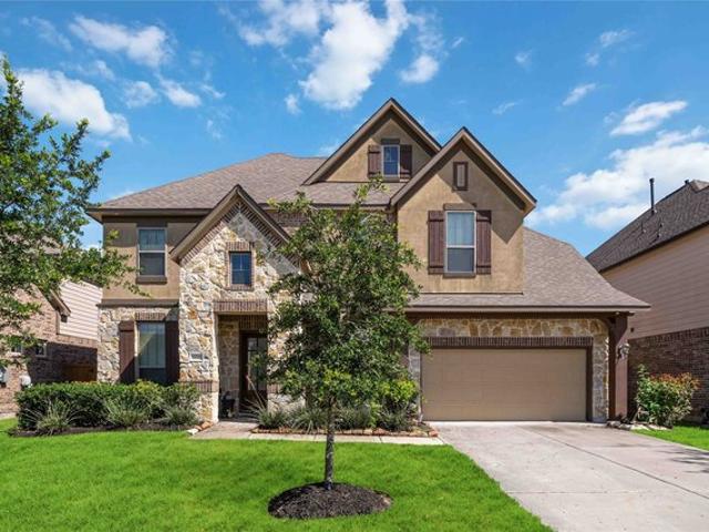12721 Flora Manor Dr, La Marque, TX 77568