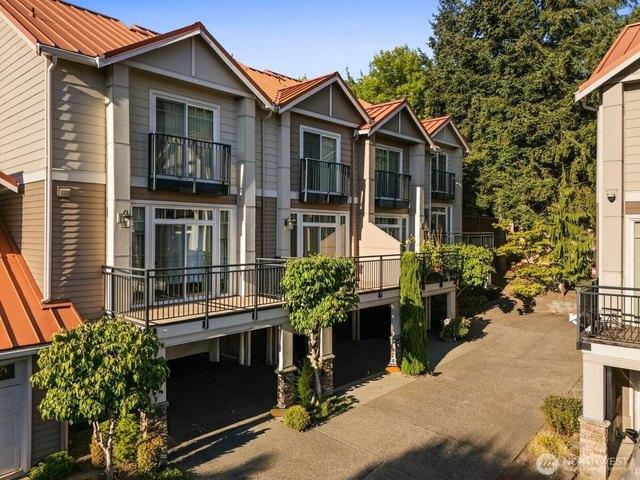 12721 SE 41st Pl Unit 214, Bellevue, WA 98006