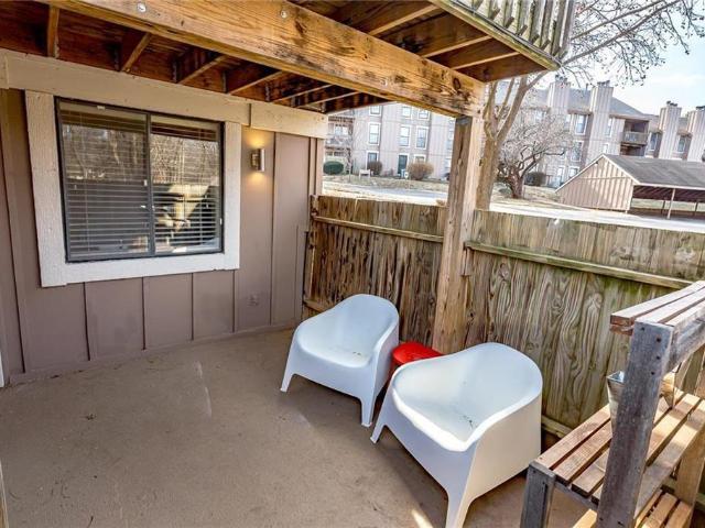 12722 W 110th Ter, Overland Park, KS 66210 | MLS #2597 | Compass