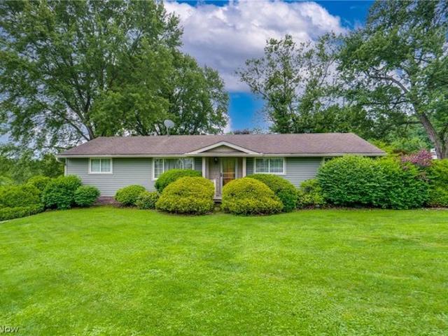 12722 Lisbon St SE, Paris, OH 44669