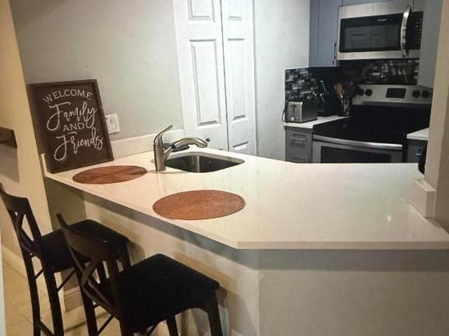 12725 Shoreline Drive 6c, Wellington, US, FL
