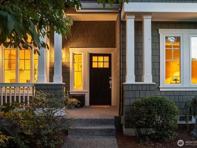 12729 NE 105th Ct, Kirkland, WA 98033