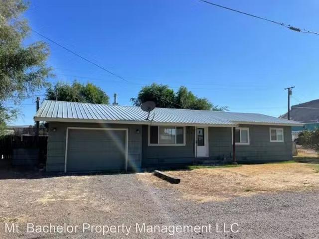 1272 NW Markuson Dr 1272 Nw Markuson Dr