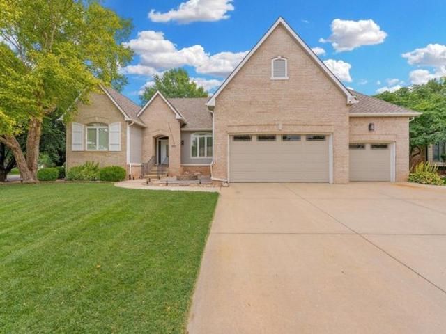 1272 N Hickory Creek Ct, Wichita, KS 67235