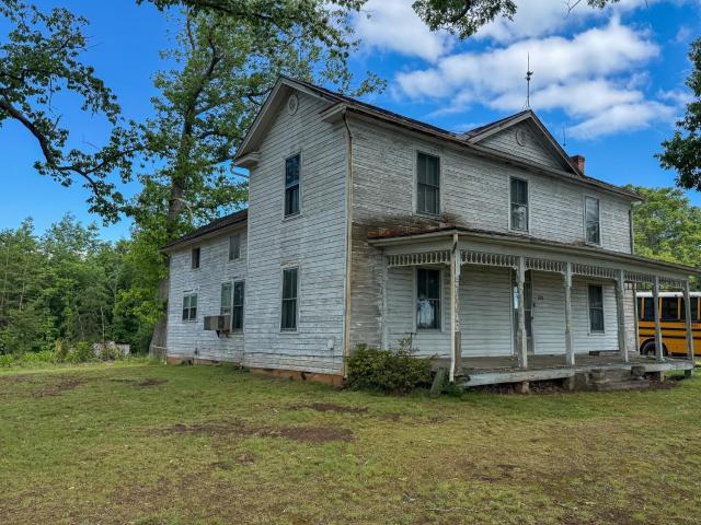 1272 Dry Bridge Road