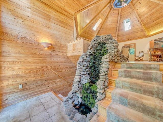 1272 Stoney Way