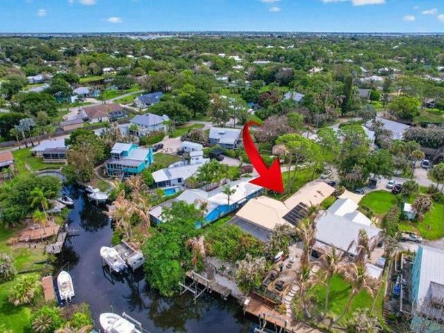 1272 SW Evergreen Ln, Palm City, FL 34990