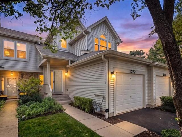 1272 Tennyson Ln Unit 1272, Naperville, IL 60540