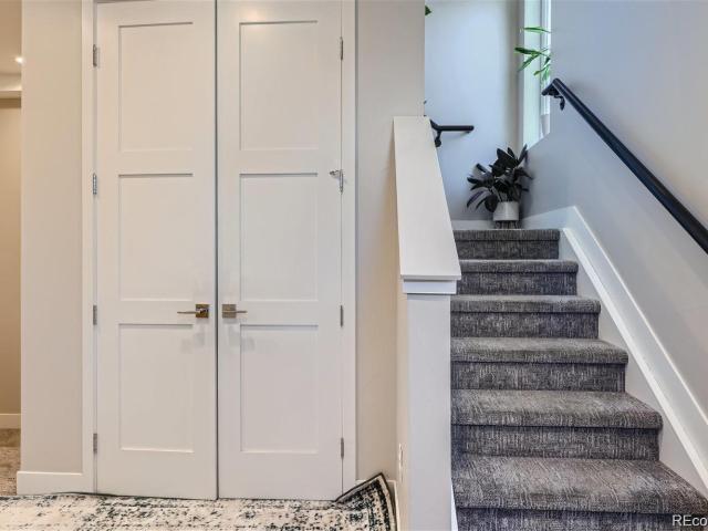 1272 Yates # 6