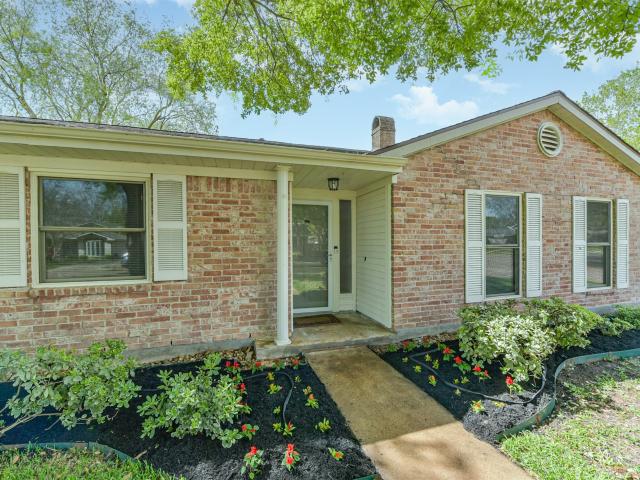 12731 Westhorpe Dr, Houston, TX 77077 | MLS #10382