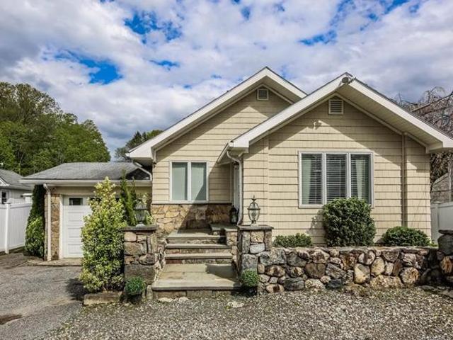 1273 High Ridge Rd, Stamford, CT 06903