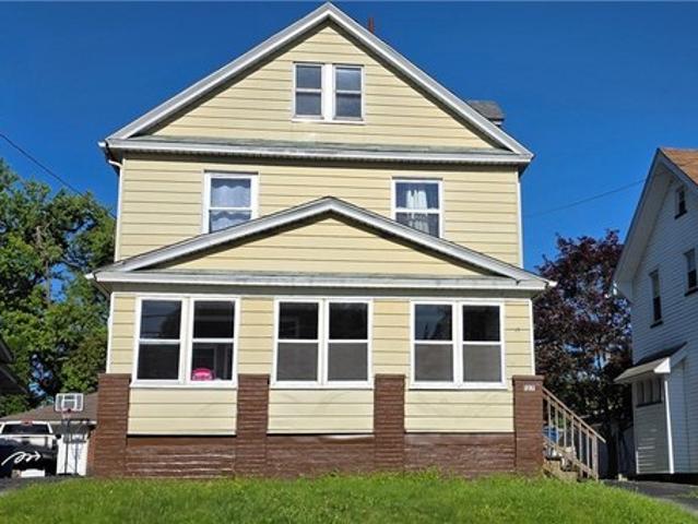127 Courtland Ave, Campbell, OH 44405