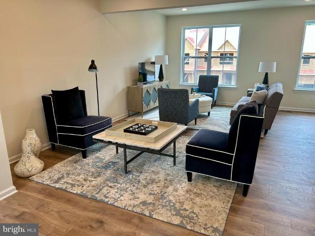 127 Cobblestone Drive # 4 26