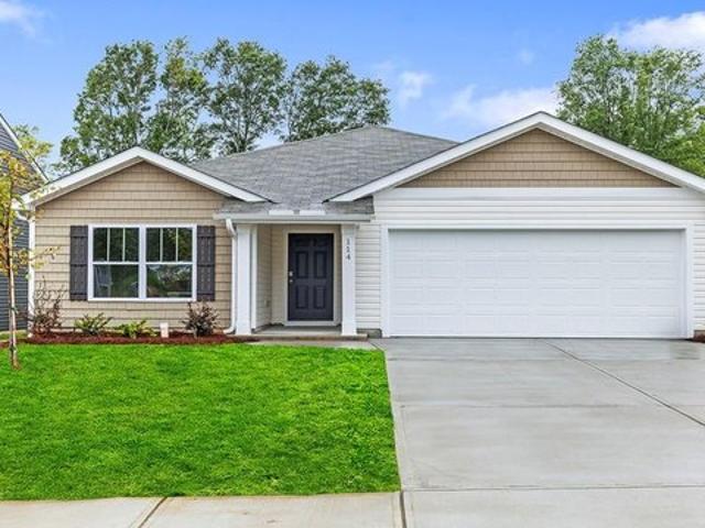 127 Cades Cove Dr, Greenwood, SC 29646