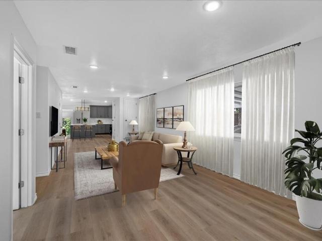 127 Camino Robles