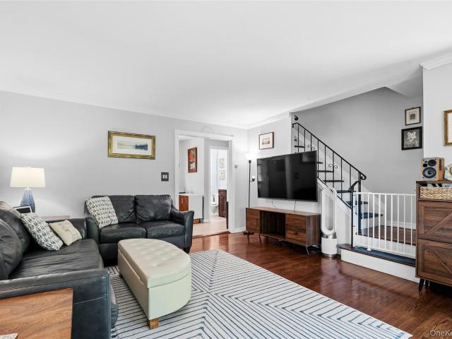 127 Cardinal Lane 127
