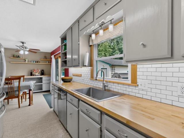 127 Carolann Street NW
