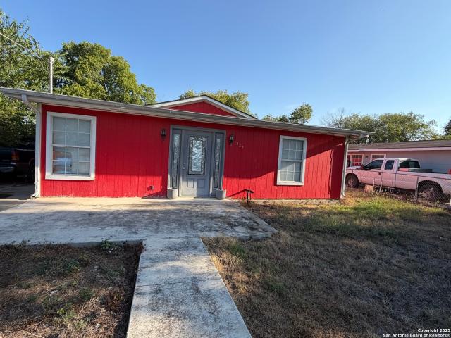 127 Arnaz Dr, San Antonio, TX 78237 | MLS #1911