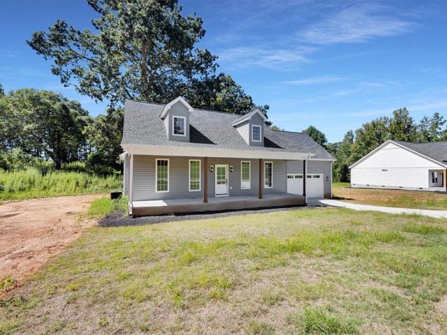 127 Boxwood Lane