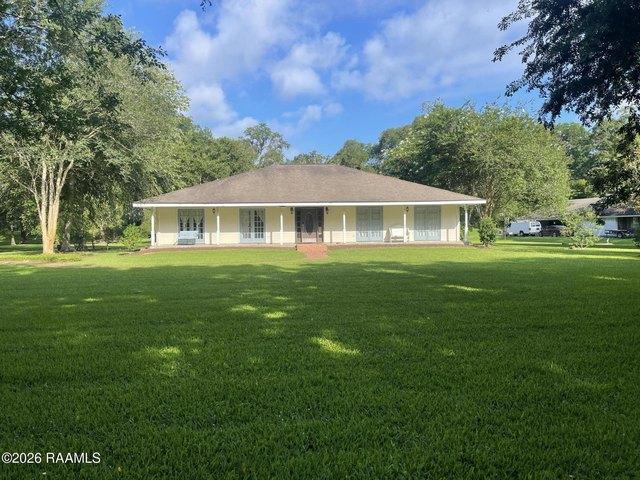 127 Beau Coteau Pkwy, Broussard, LA 70518