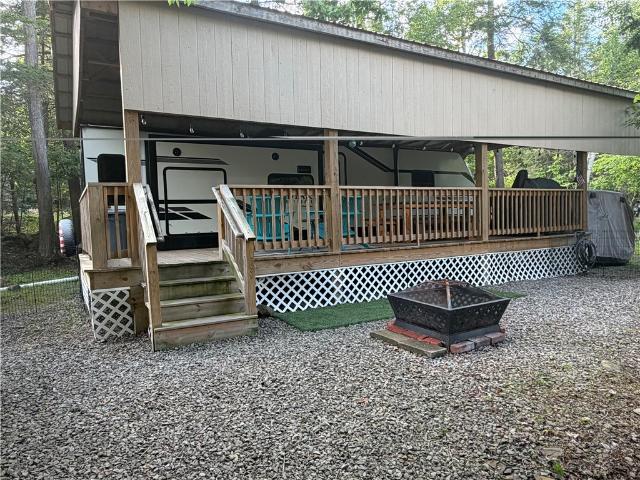 127 Brookside Circle