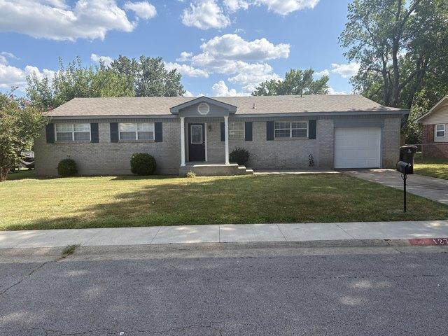 127 Georgetown Ln, Fort Smith, AR 72908