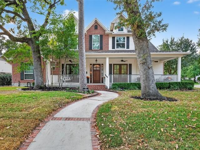 127 Gershwin Dr, Houston, TX 77079