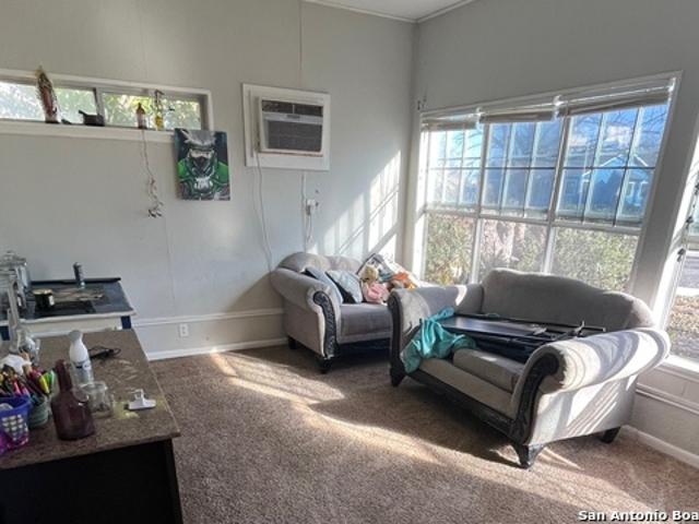 127 Grecian Dr